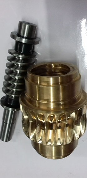 Worm Wheel Worm Shaft Manufacturer Supplier Exporter India - Karma Steels